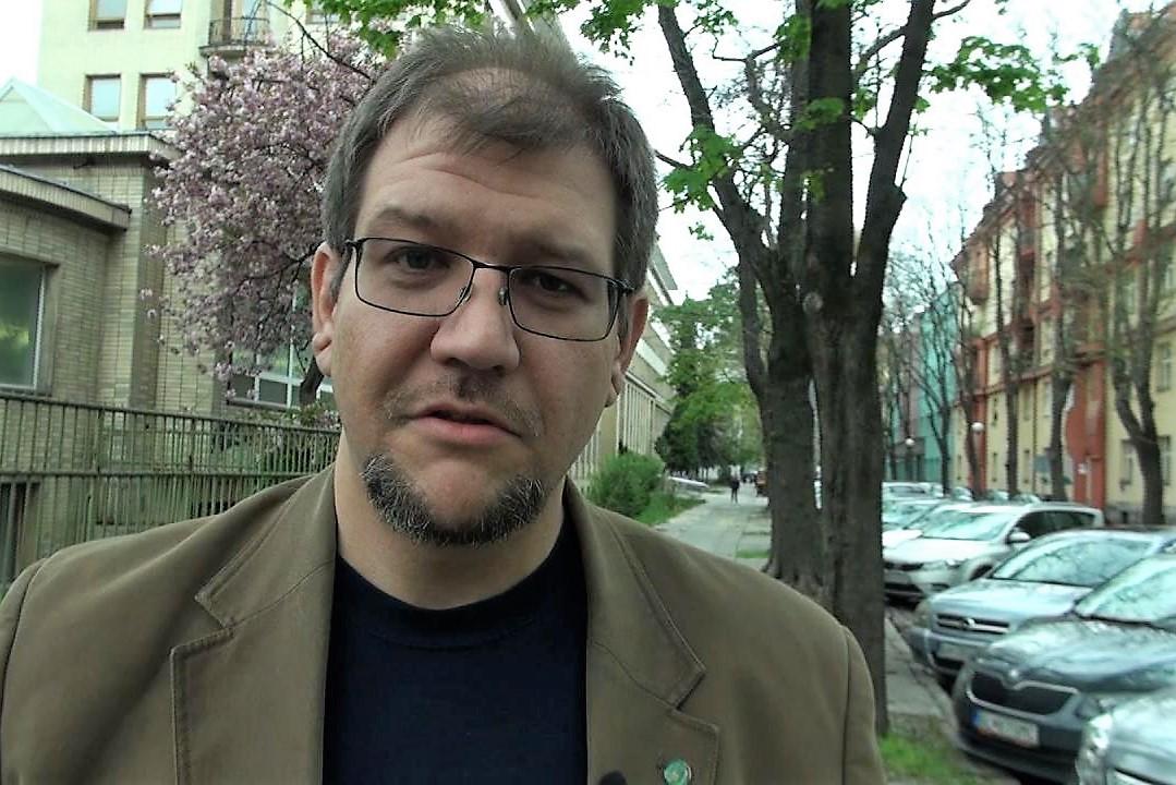 Peter Celec: Neprispôsobme sa pomerom doma | Spoločnosť | .týždeň - iný ...