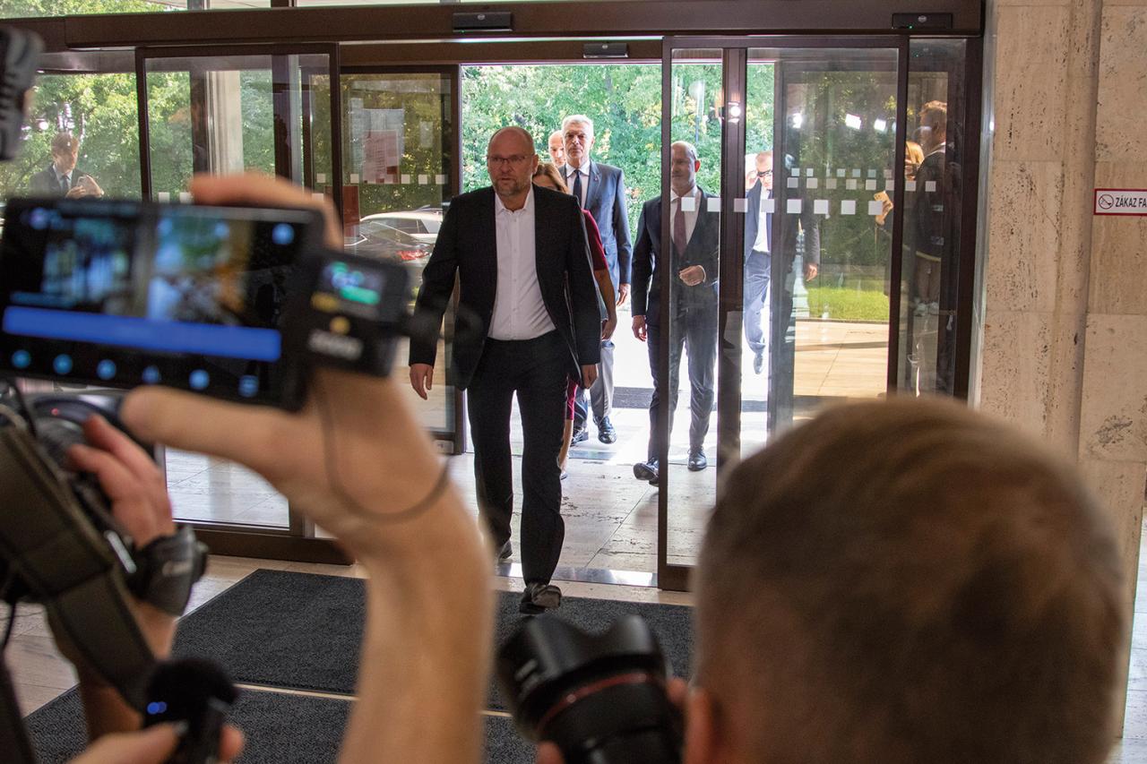 Matúš Kostolný a Samo Marec: Riešime Matoviča, nie krajinu | Rozhovory ...