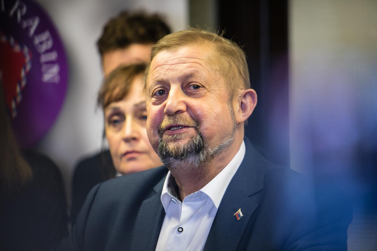 Harabin sa konečne dočkal víťazstva. Pre dezinformačné stránky bol ...